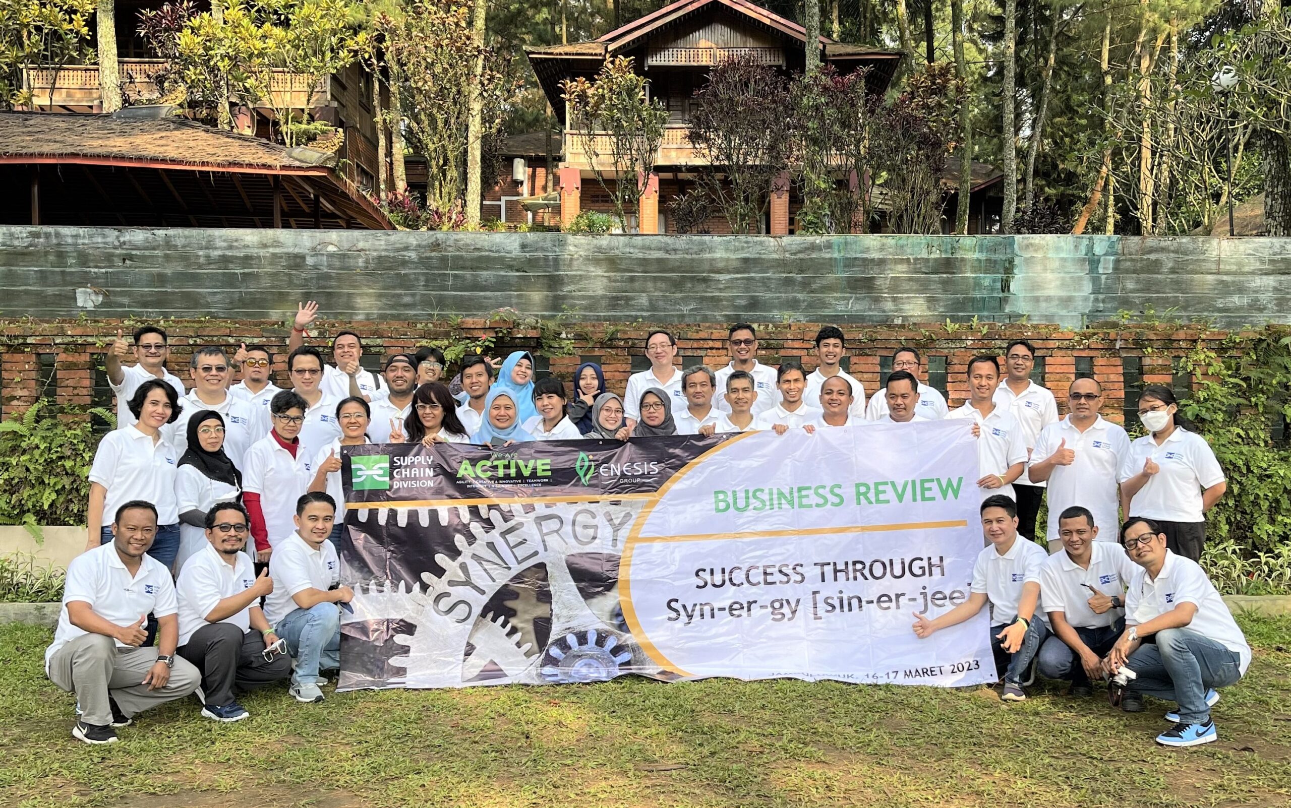 Business Review 2023 Divisi Supply Chain Enesis Group - Enesis Group