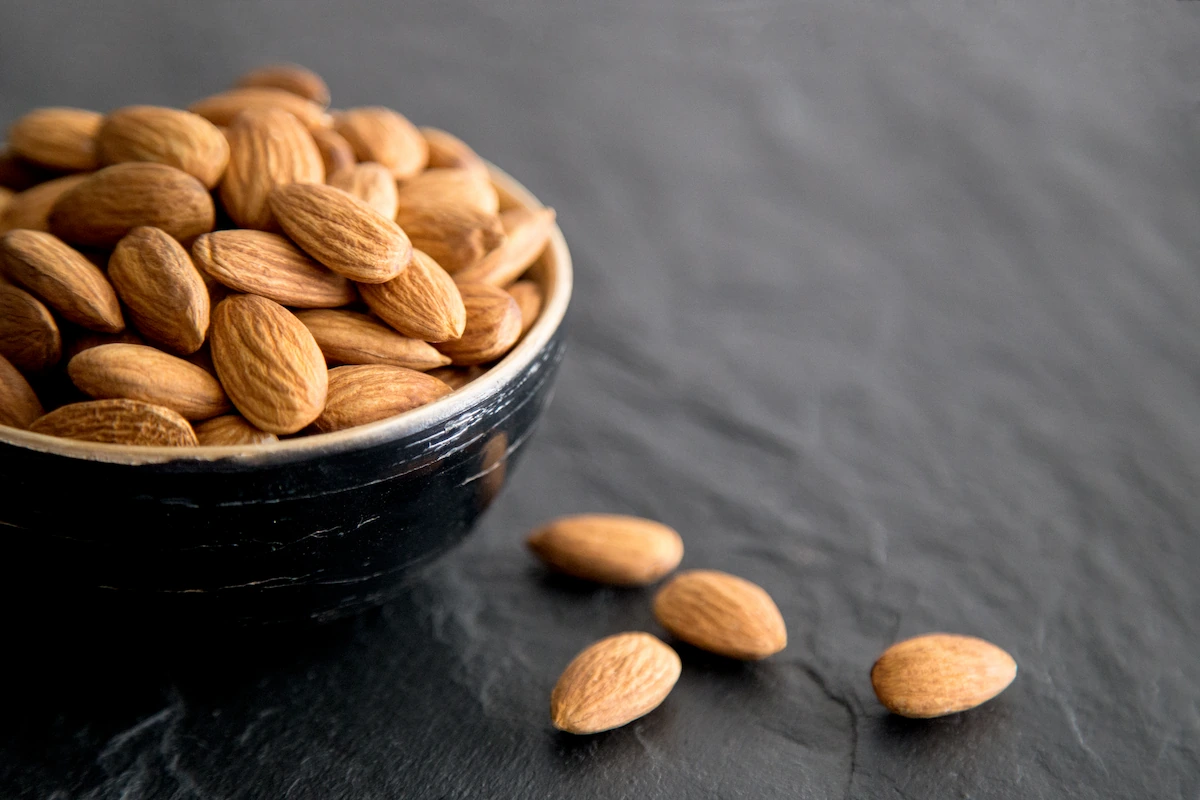 Manfaat Kacang Almond untuk Pencernaan & Kesehatan Tubuh