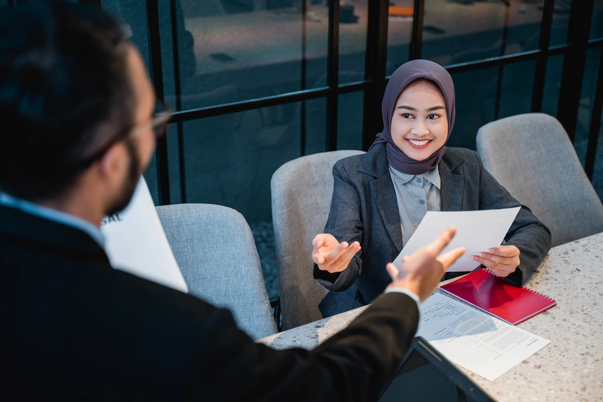 10 Pertanyaan Interview Kerja & Cara Menjawabnya!